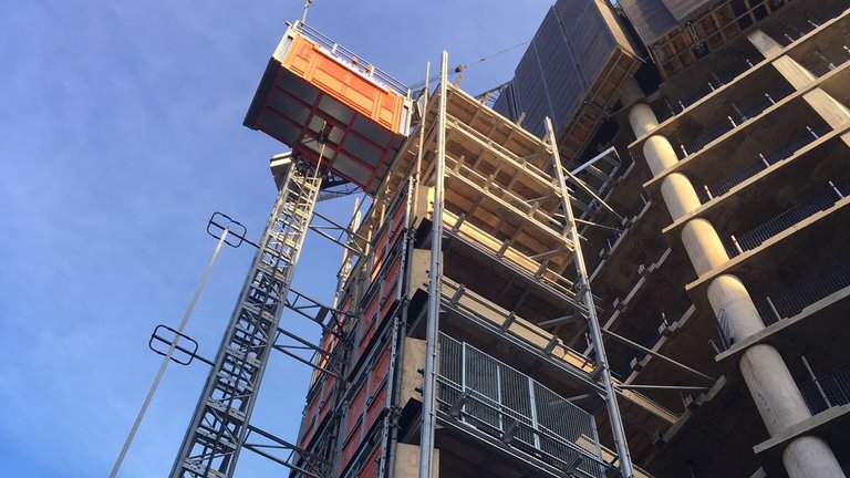 Common Tower 5x3m Hire | Small Hoist Tower for Prefab Delivery on Site