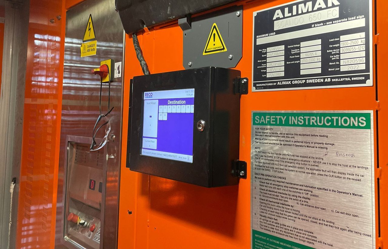 World No. 1 Construction Hoist Software - Smart Hoists UK